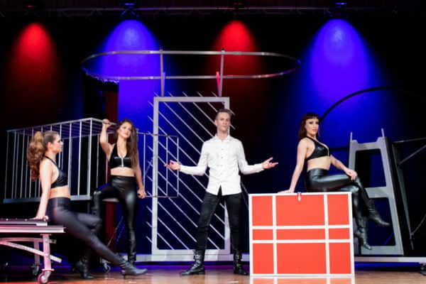 Abendfüllende Illusionsshow vom MAGIC MAN in Moosburg